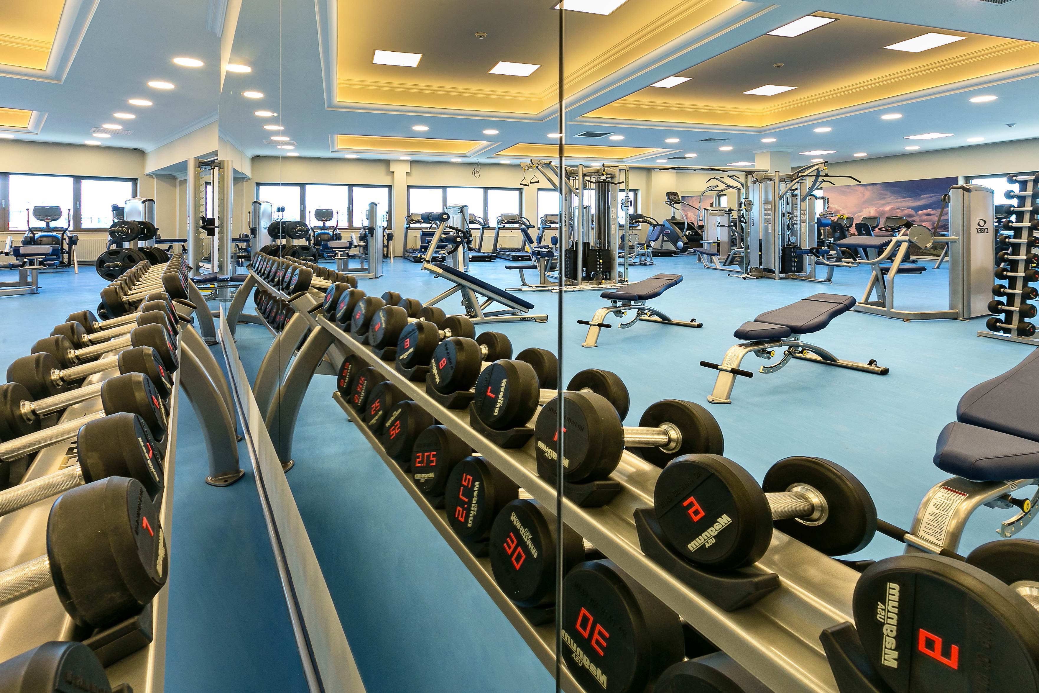 Cybex Gym in premiera in Romania – Aviatiei Wellness Center - Bebelu.ro